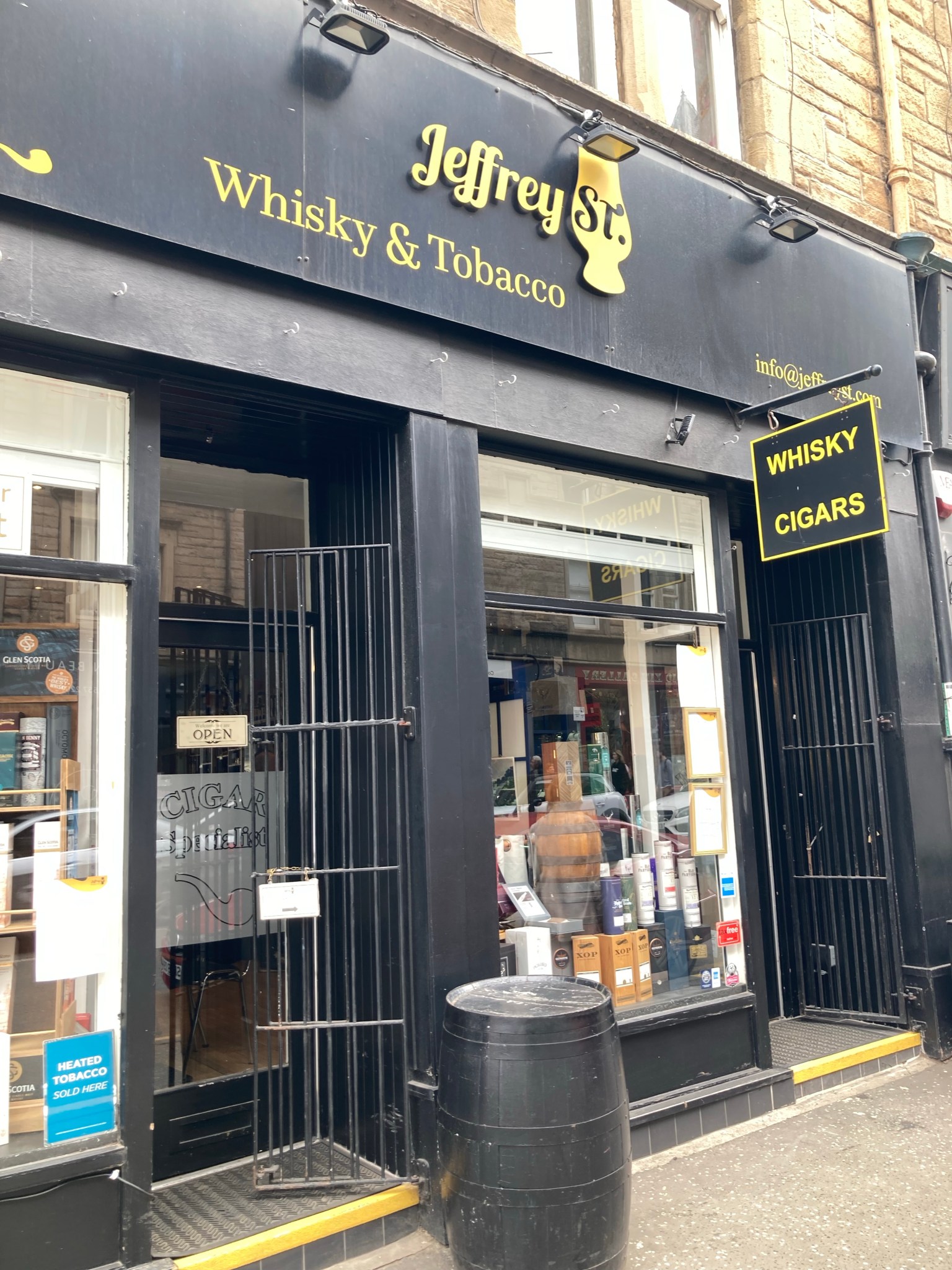 Cigar shops, sampling lounges, and terraces in Scotland – London Cigar ...