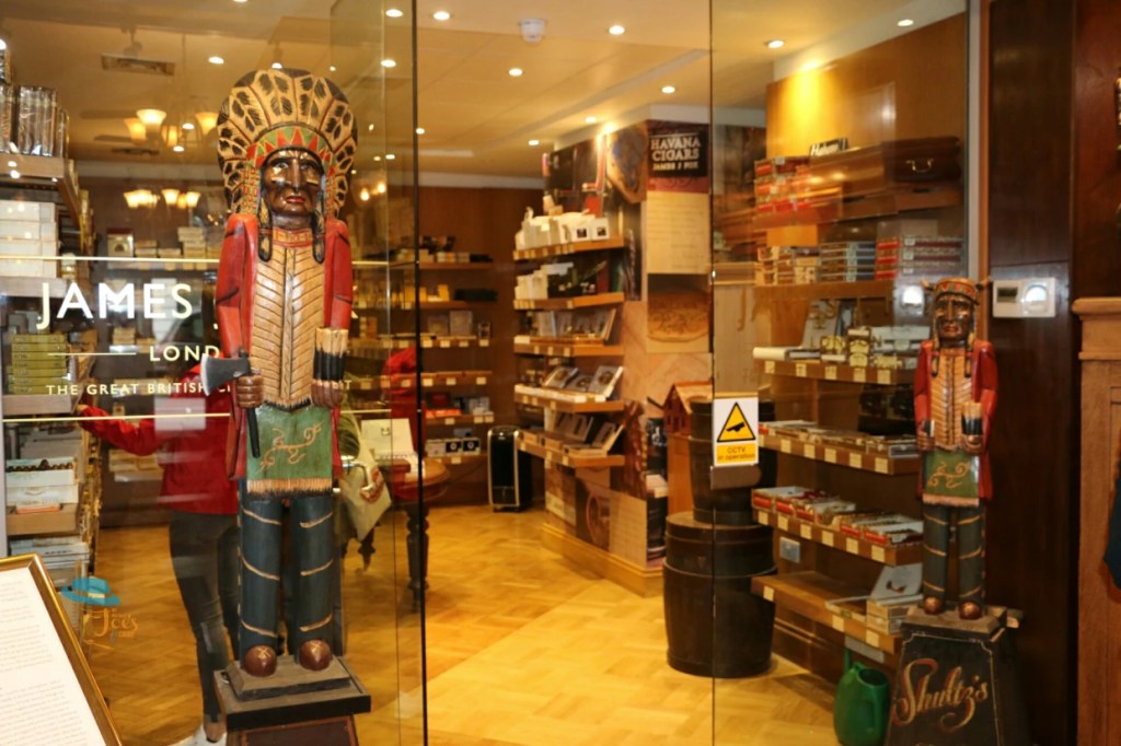 James J Fox Cigar Shop in London: Cigars, a sampling lounge, and museum ...