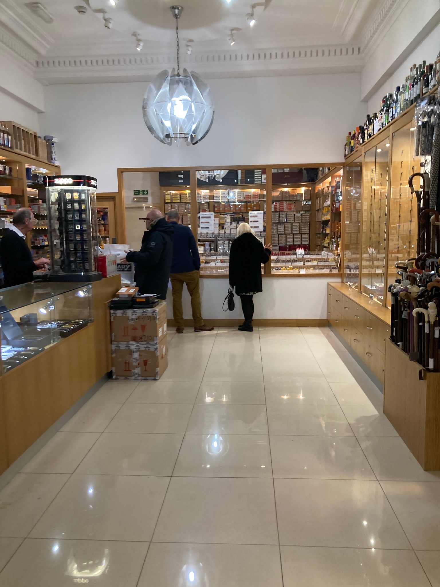 A visit to the Cigar Terrace at Dakota Hotel and Astons of Manchester ...