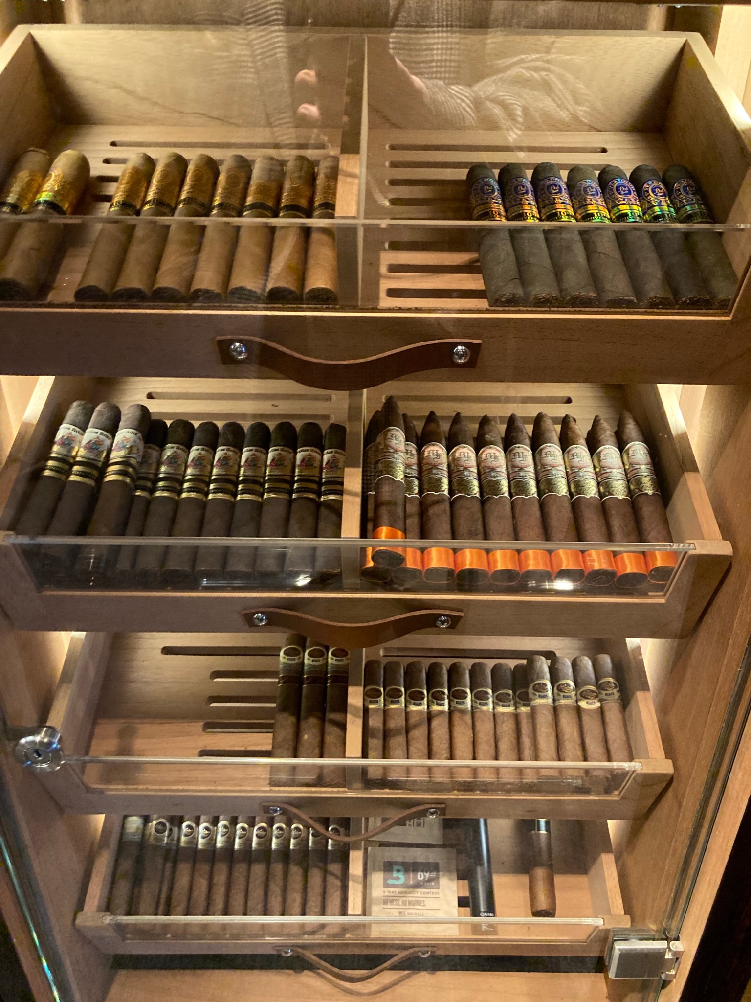 A visit to the Cigar Terrace at Dakota Hotel and Astons of Manchester ...