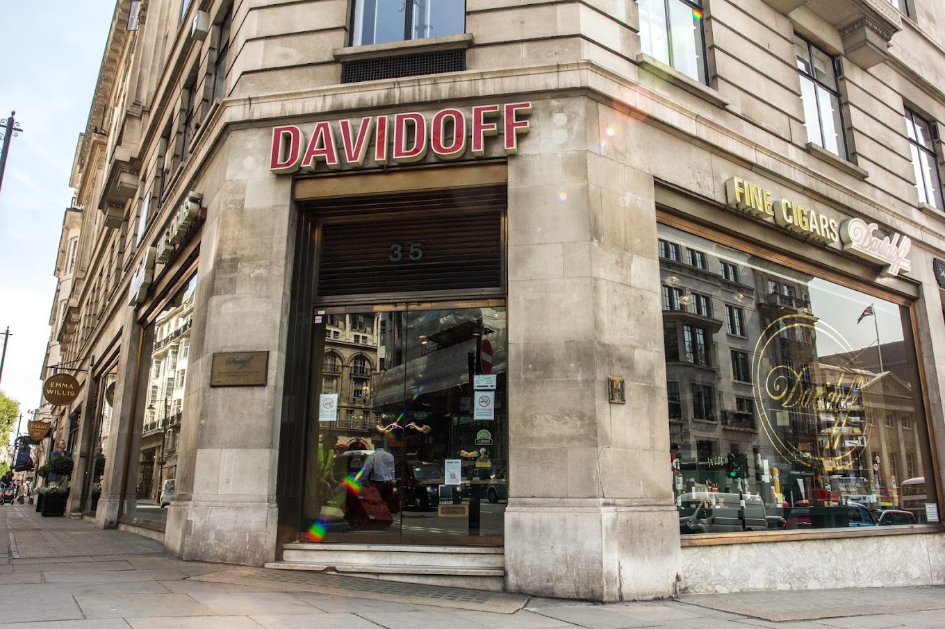 A visit to Davidoff of London cigar shop – with an unexpected and ...