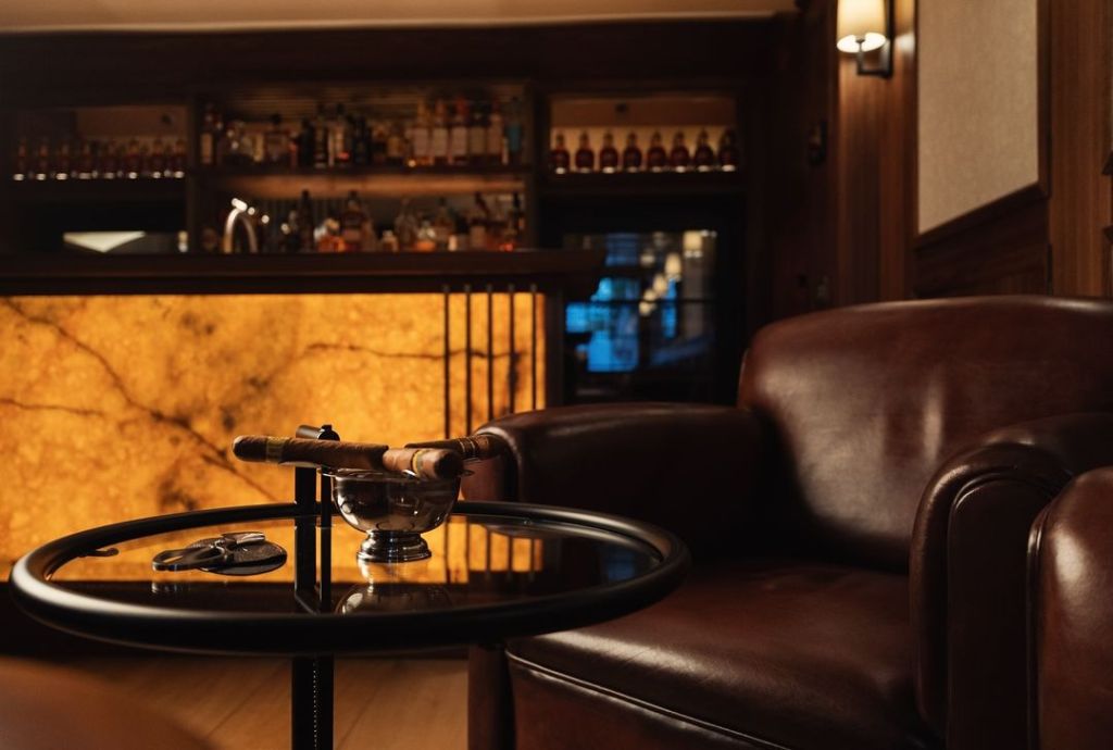 A visit to Kensington Cigar Shop and their new sampling lounge at 114 ...