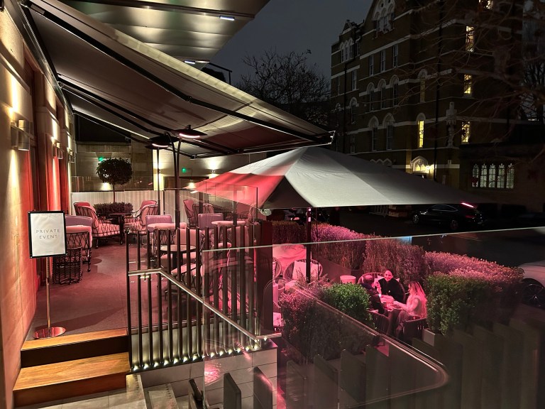 Cigar shops, sampling lounges, and terraces in London – London Cigar Smoker